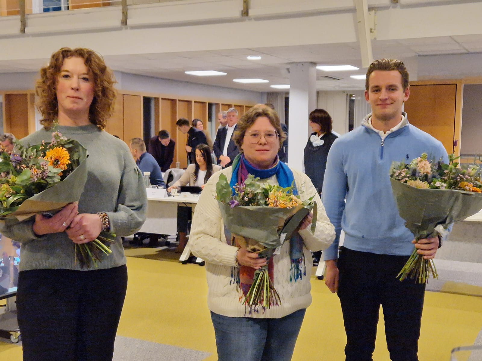 Raad verwelkomt nieuwe commissieleden en plaatsvervangend griffier ...